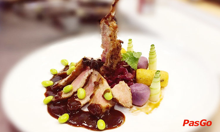 Hầm Rượu Vin de Soleil– Ẩm thực Á - Âu