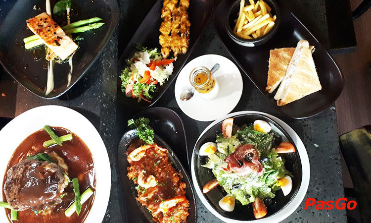 Zuma Rooftop Bar Della Tower – Bar