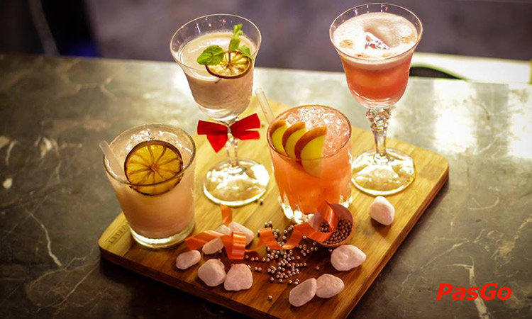 Zuma Rooftop Bar Della Tower – Bar